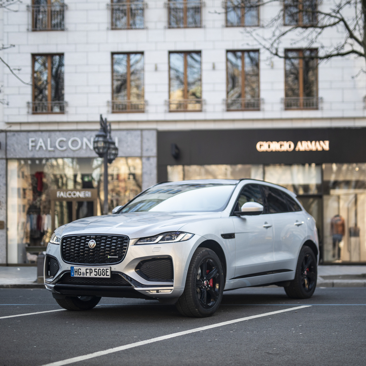 New f pace store